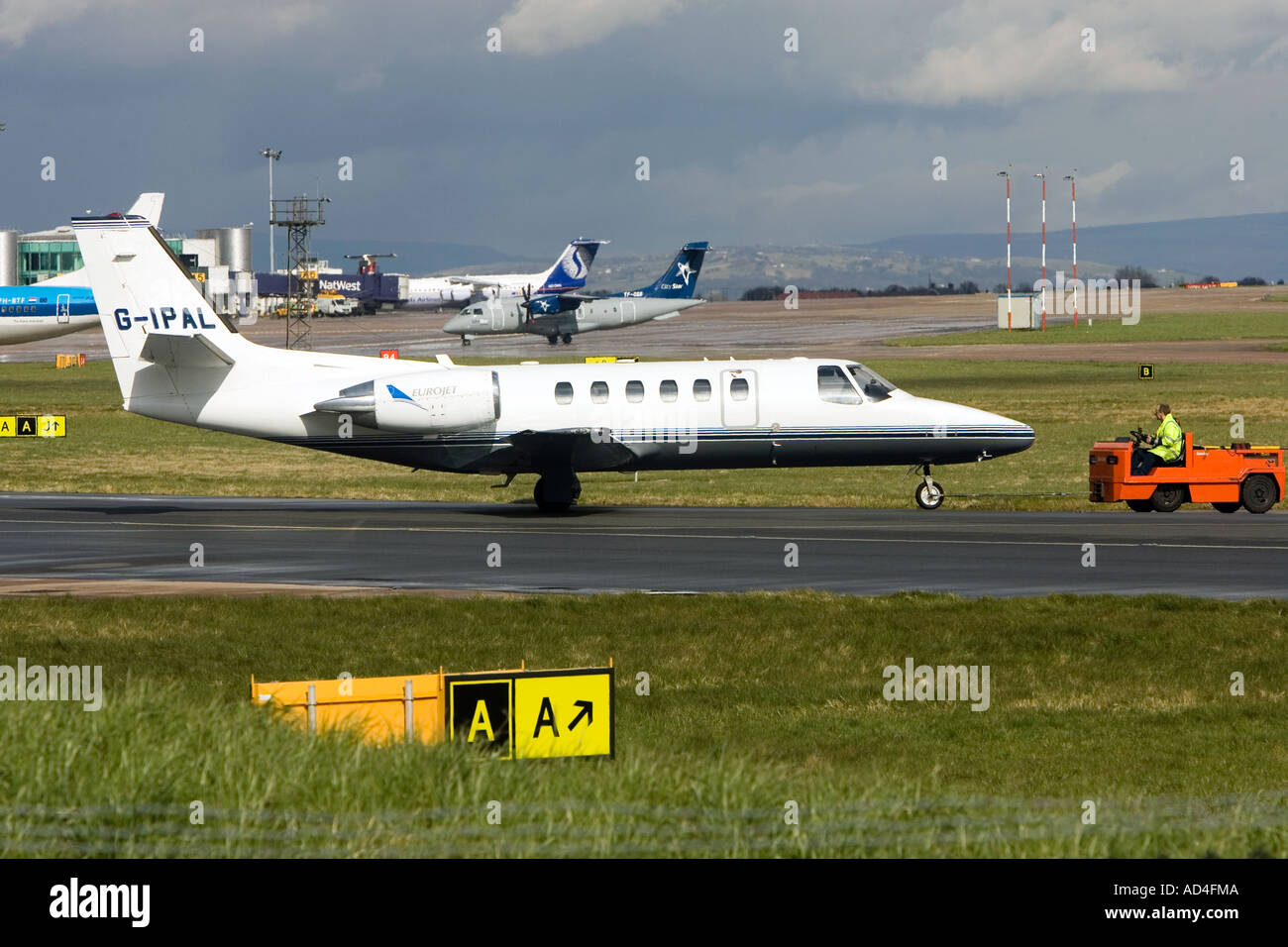 Jet aviation man manchester hi-res stock photography and images - Alamy