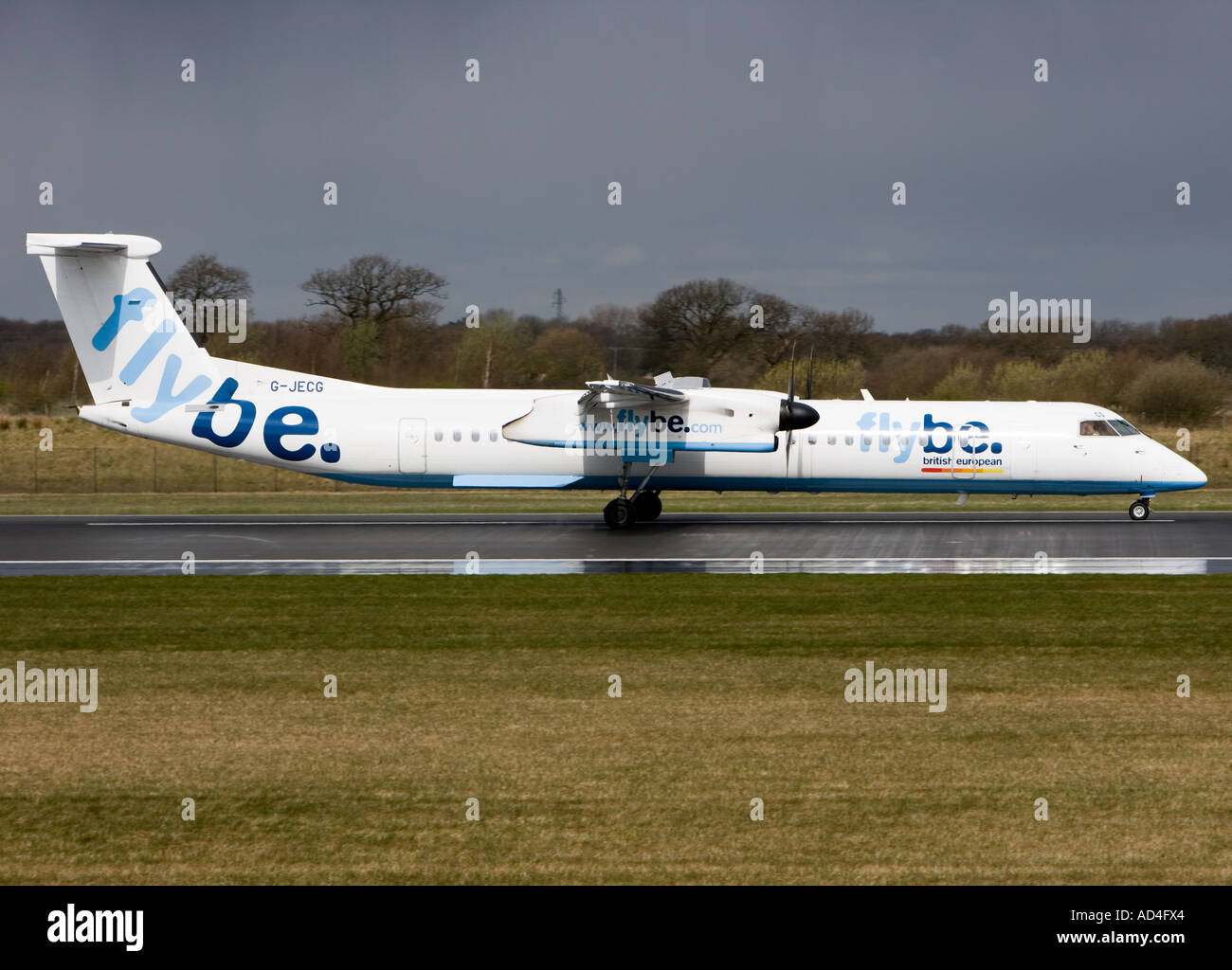 Flybe ATR 72 at Manchester Airport Stock Photo - Alamy
