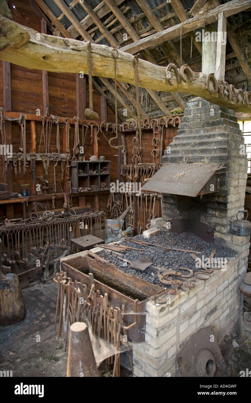 Old Blacksmiths Forge Buckinghamshire Stock Photo - Alamy