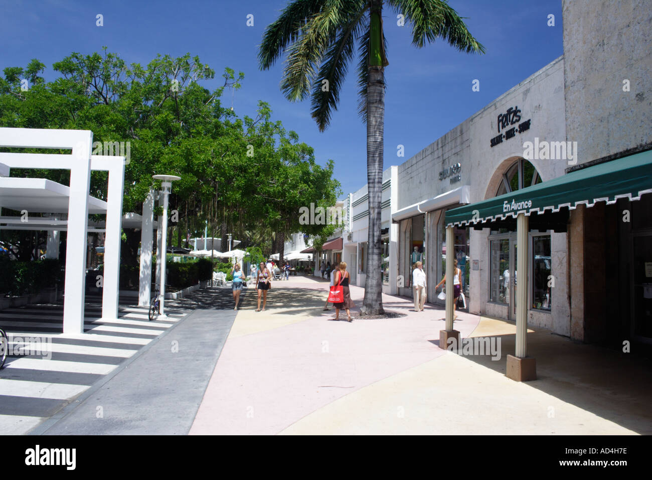 Lincoln road miami beach hi-res stock photography and images - Alamy