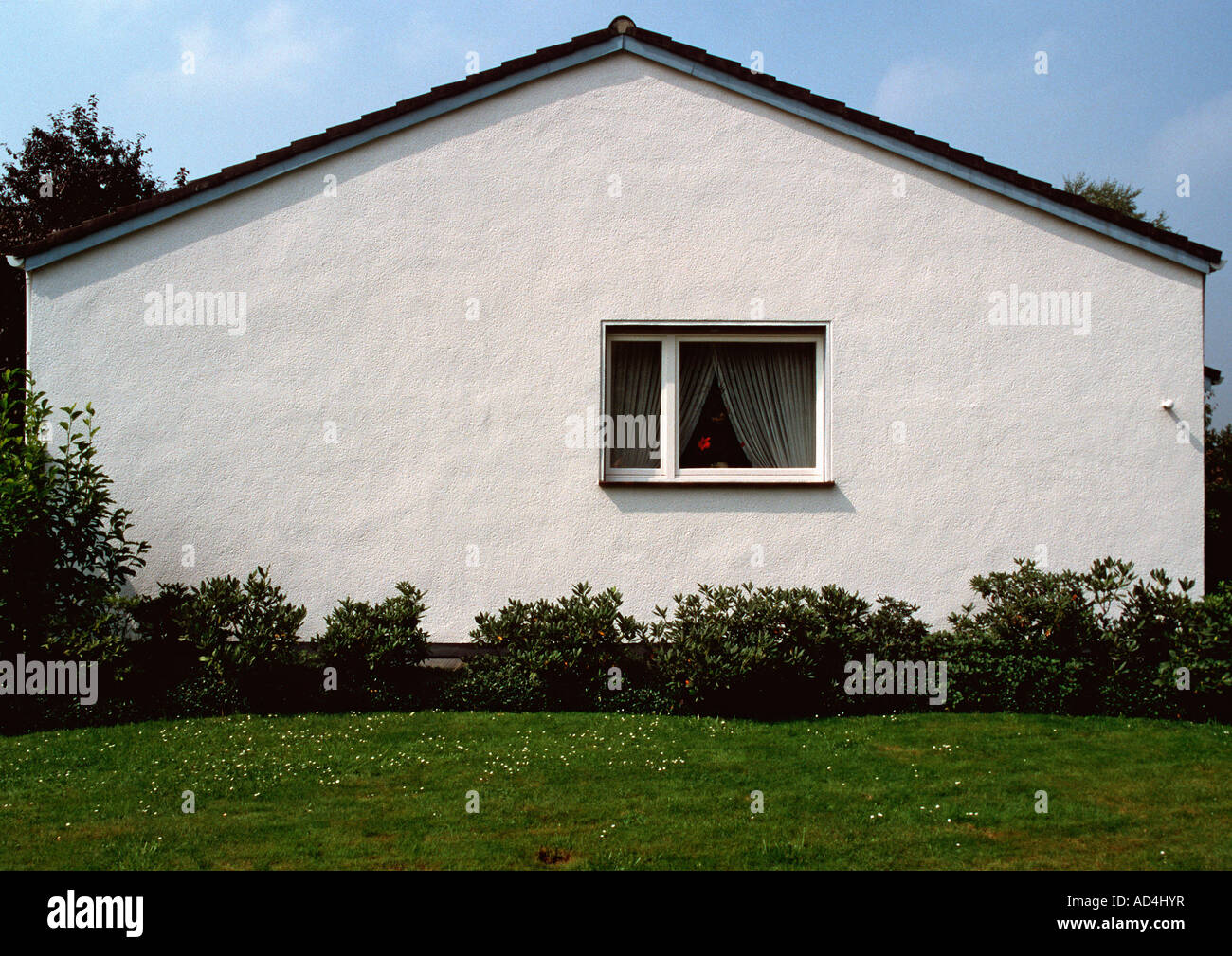 Back side of house hi-res stock photography and images - Alamy