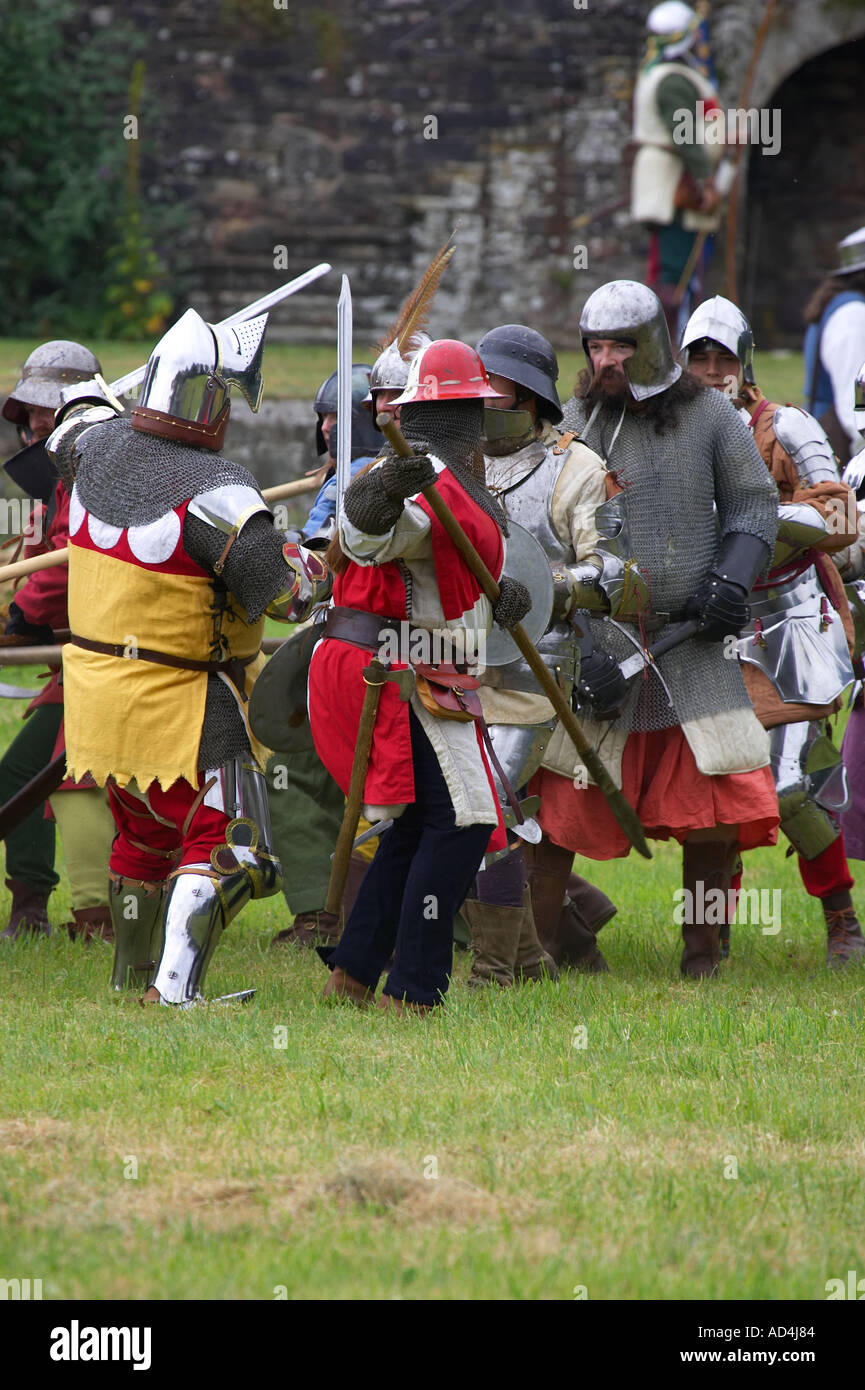 Mock joust hi-res stock photography and images - Alamy