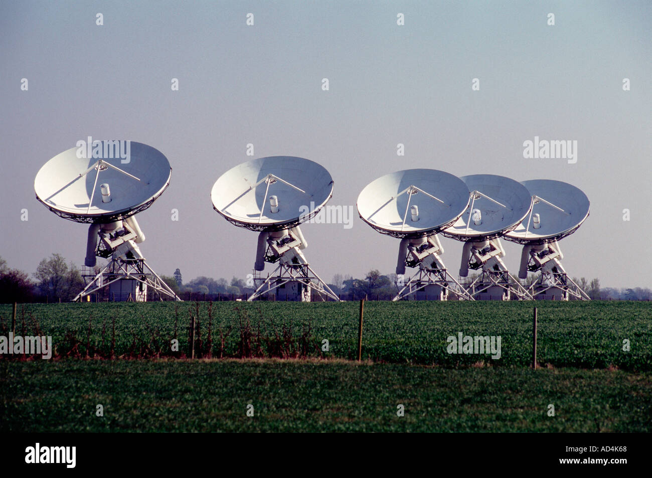 High tech telescope hi-res stock photography and images - Alamy