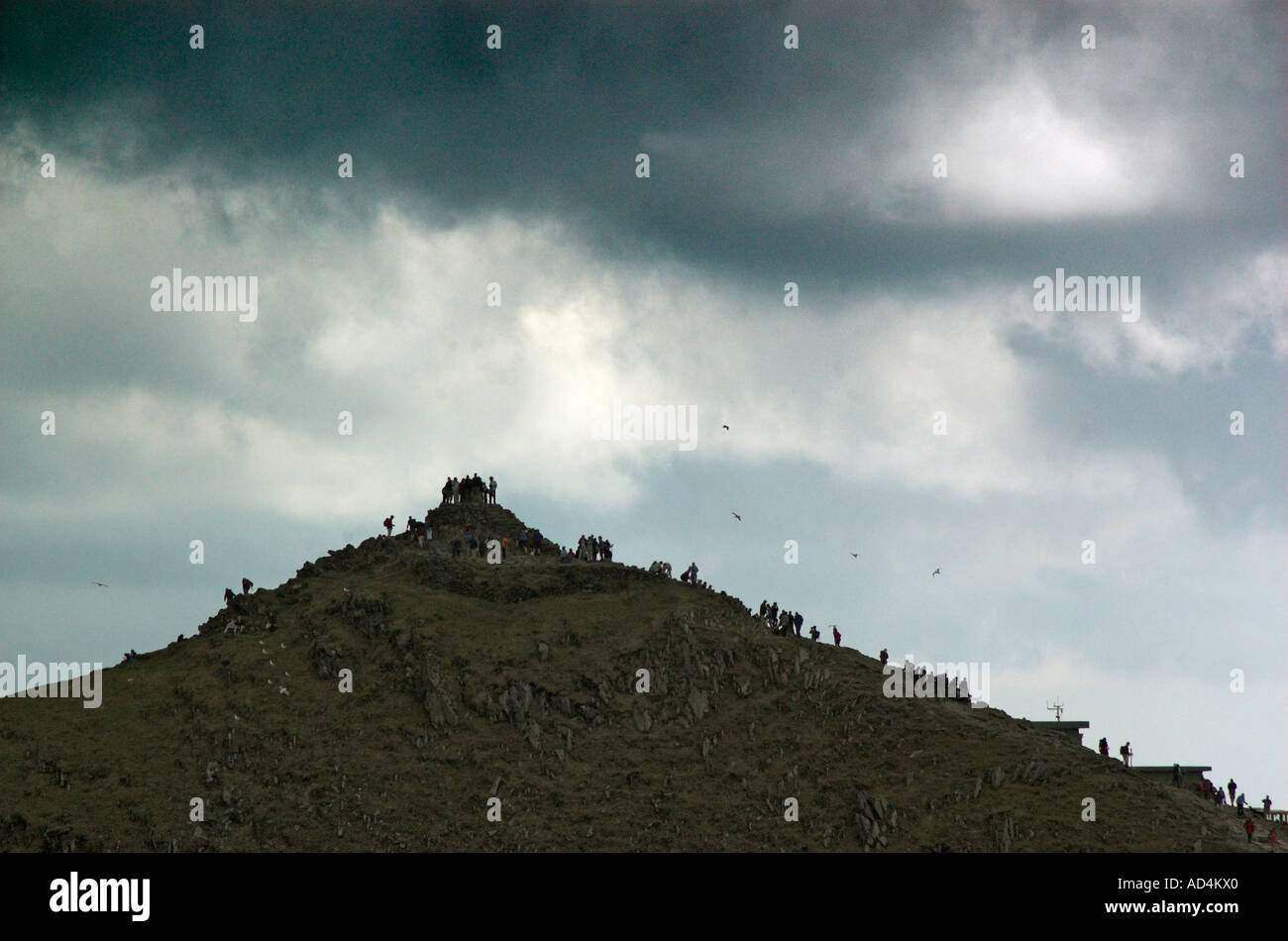Crowded snowdon summit hi-res stock photography and images - Alamy