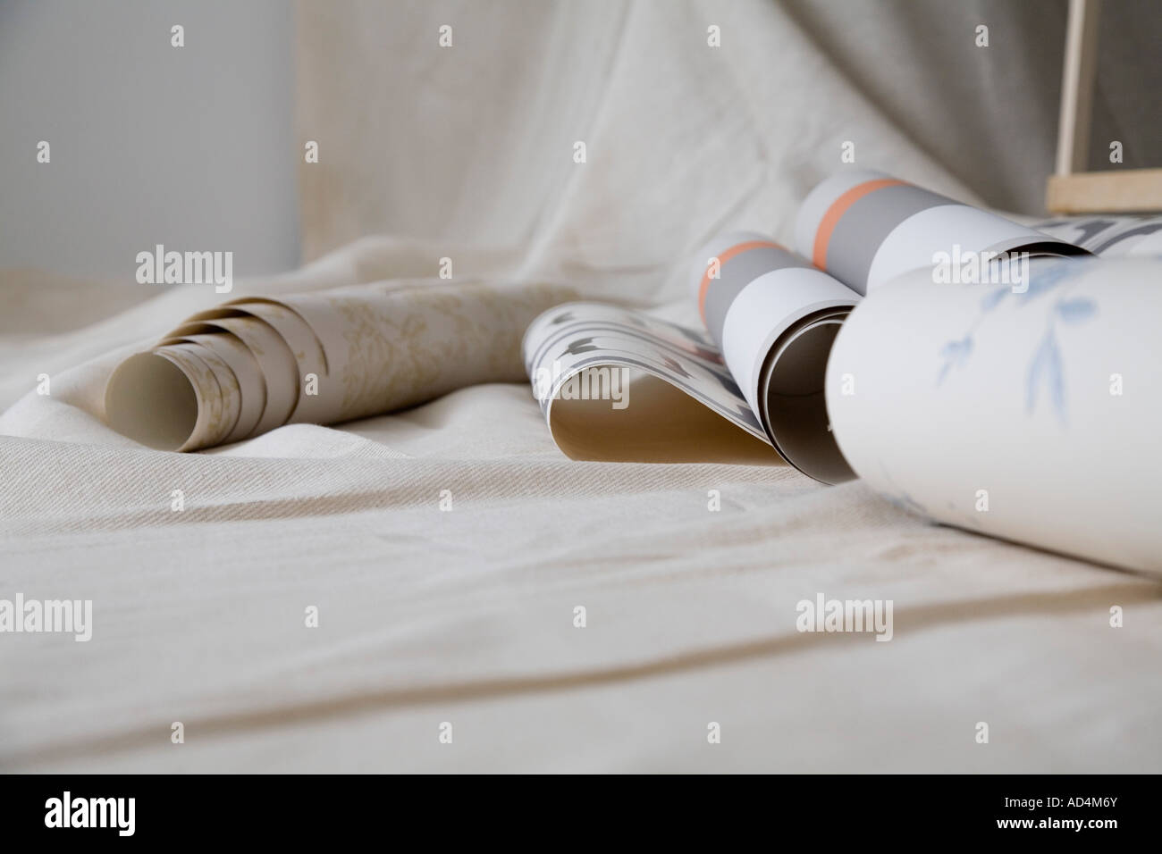 Wallpaper rolls hi-res stock photography and images - Alamy