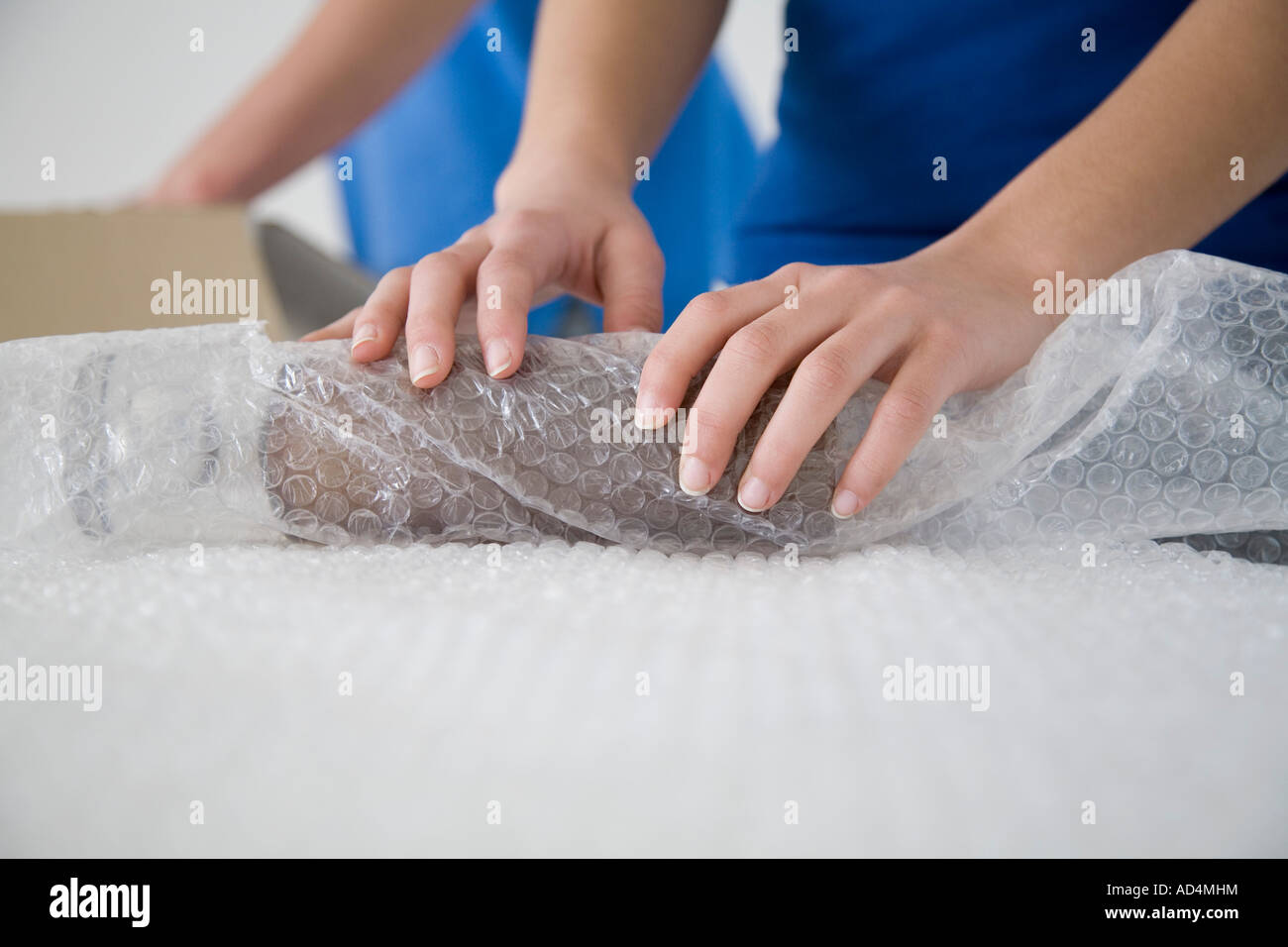 Packing up and moving house Stock Photo - Alamy