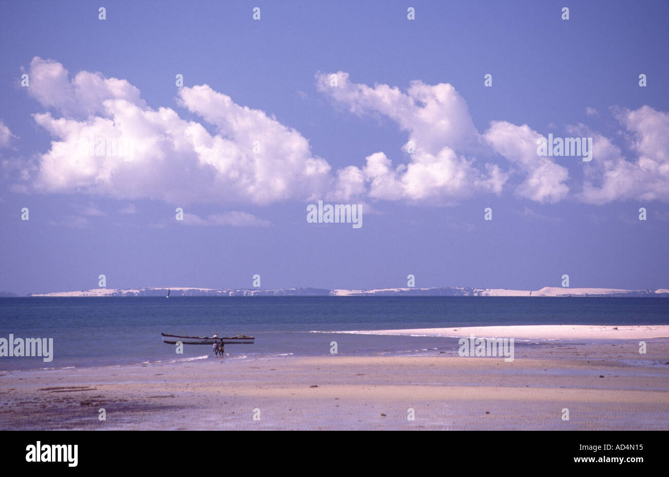 Mozambique beach lanscape hi-res stock photography and images - Alamy
