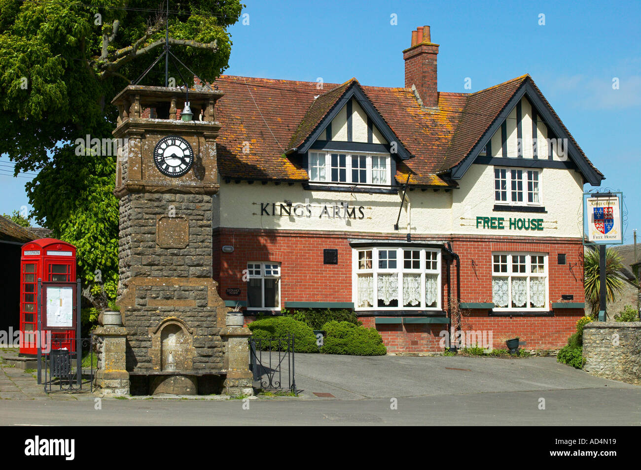 The King s Arms, Thornford, Dorset, England, UK Stock Photo - Alamy