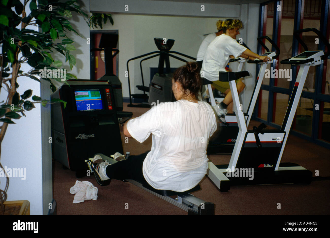 Cycling machines hi-res stock photography and images - Alamy