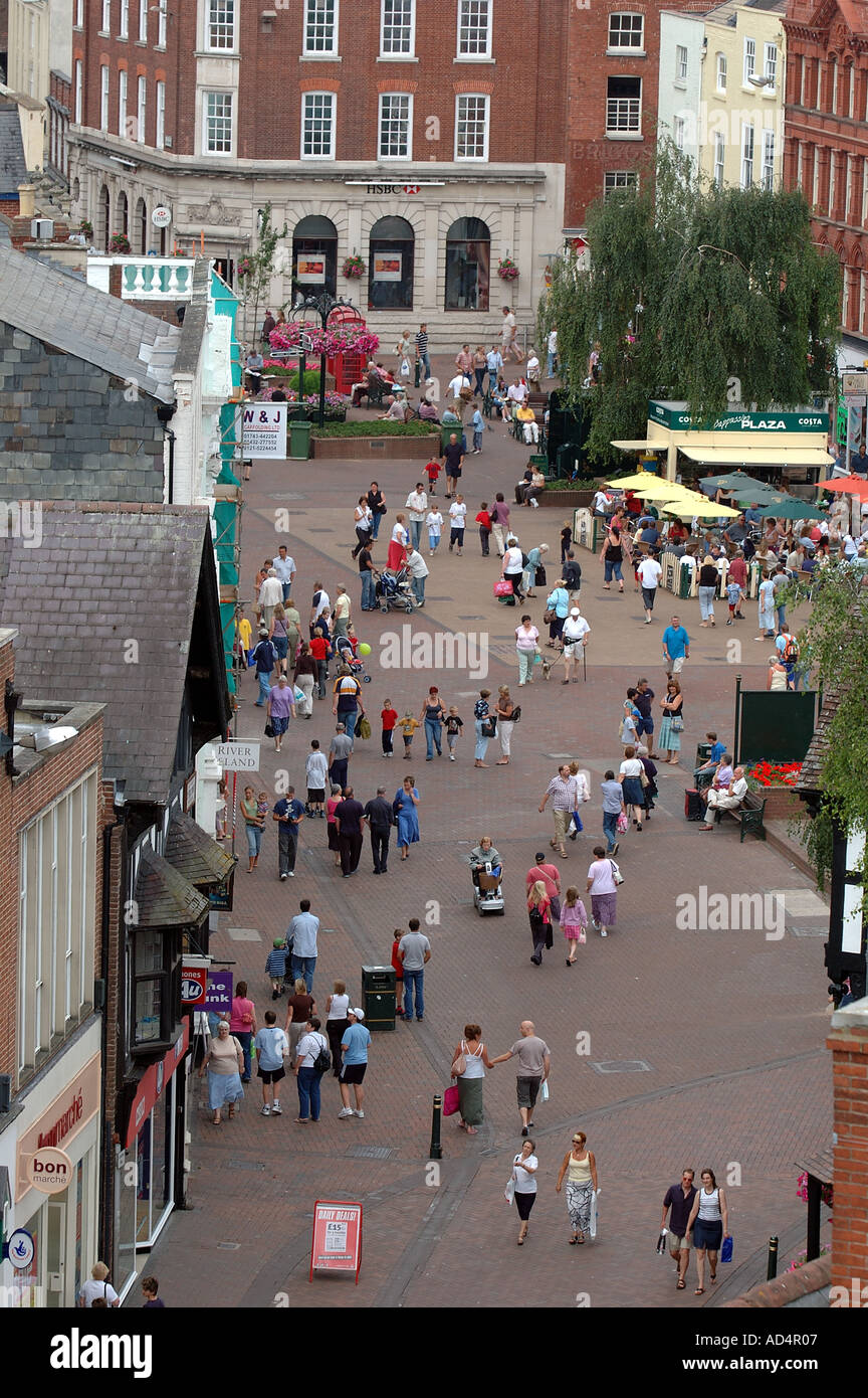Shoppers in High Town Hereford Stock Photo - Alamy