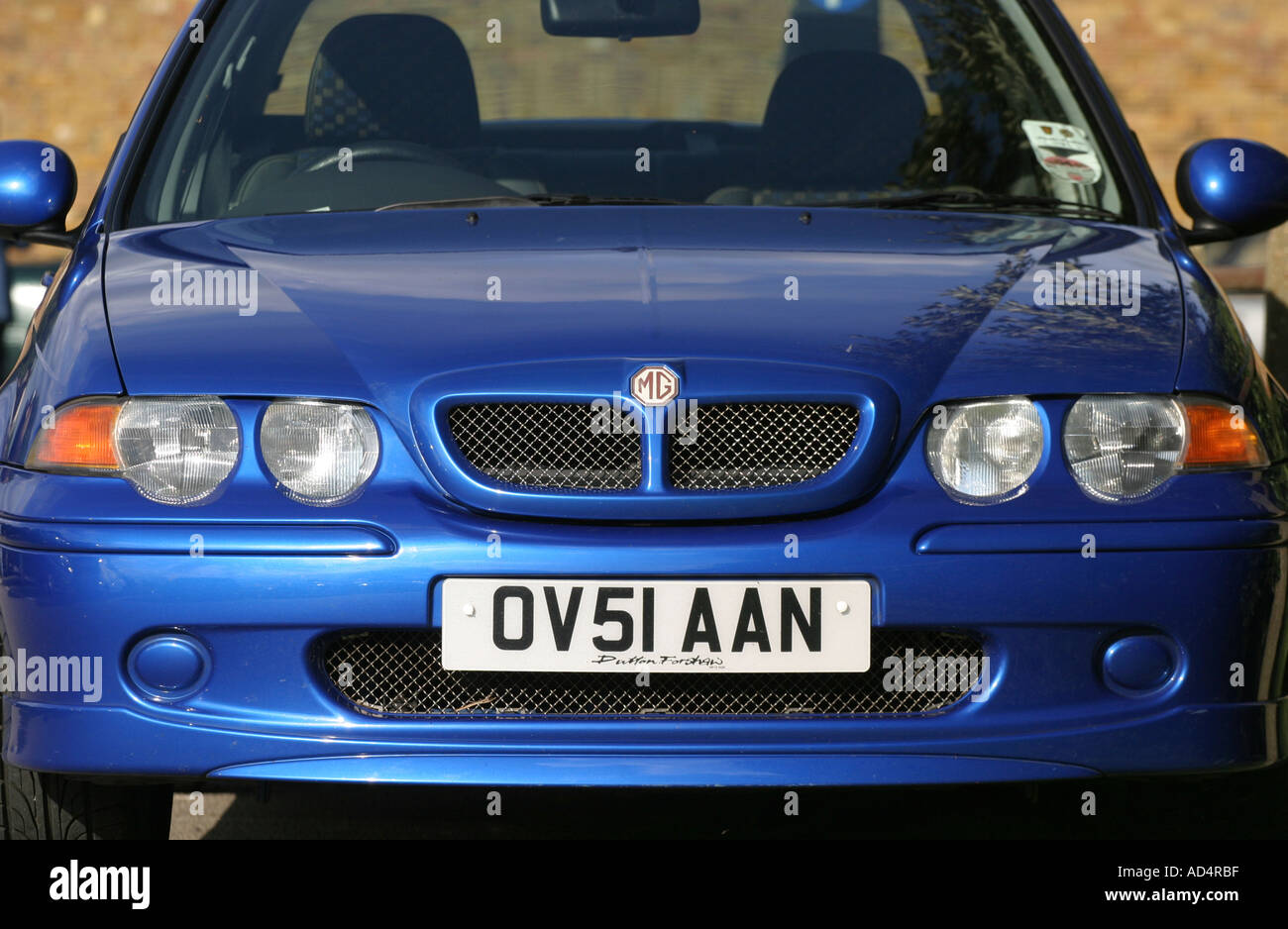 Mg headlight hi-res stock photography and images - Alamy