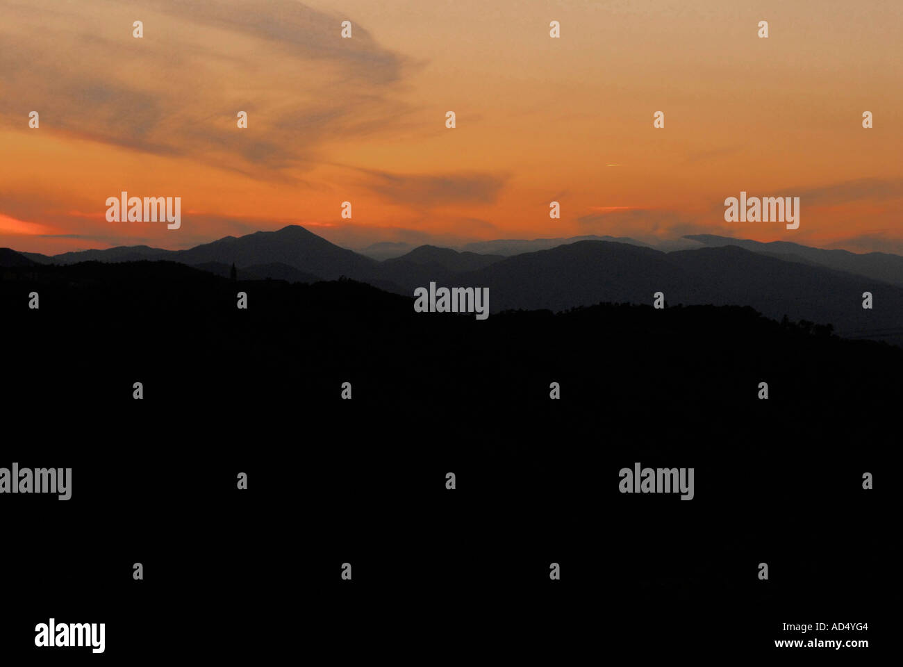 Tuscany italy sunset panorama hi-res stock photography and images - Alamy
