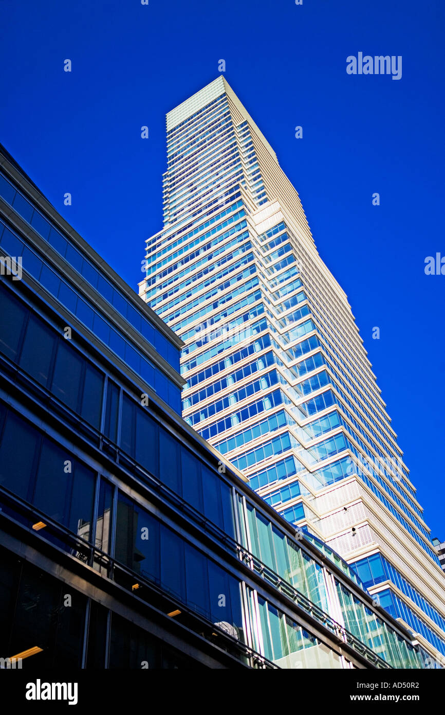 Bloomberg Building New York High Resolution Stock Photography and ...