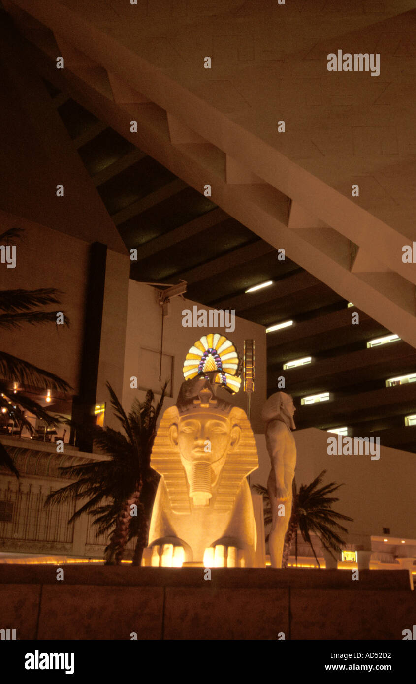 Luxor hotel las vegas pool hi-res stock photography and images - Alamy