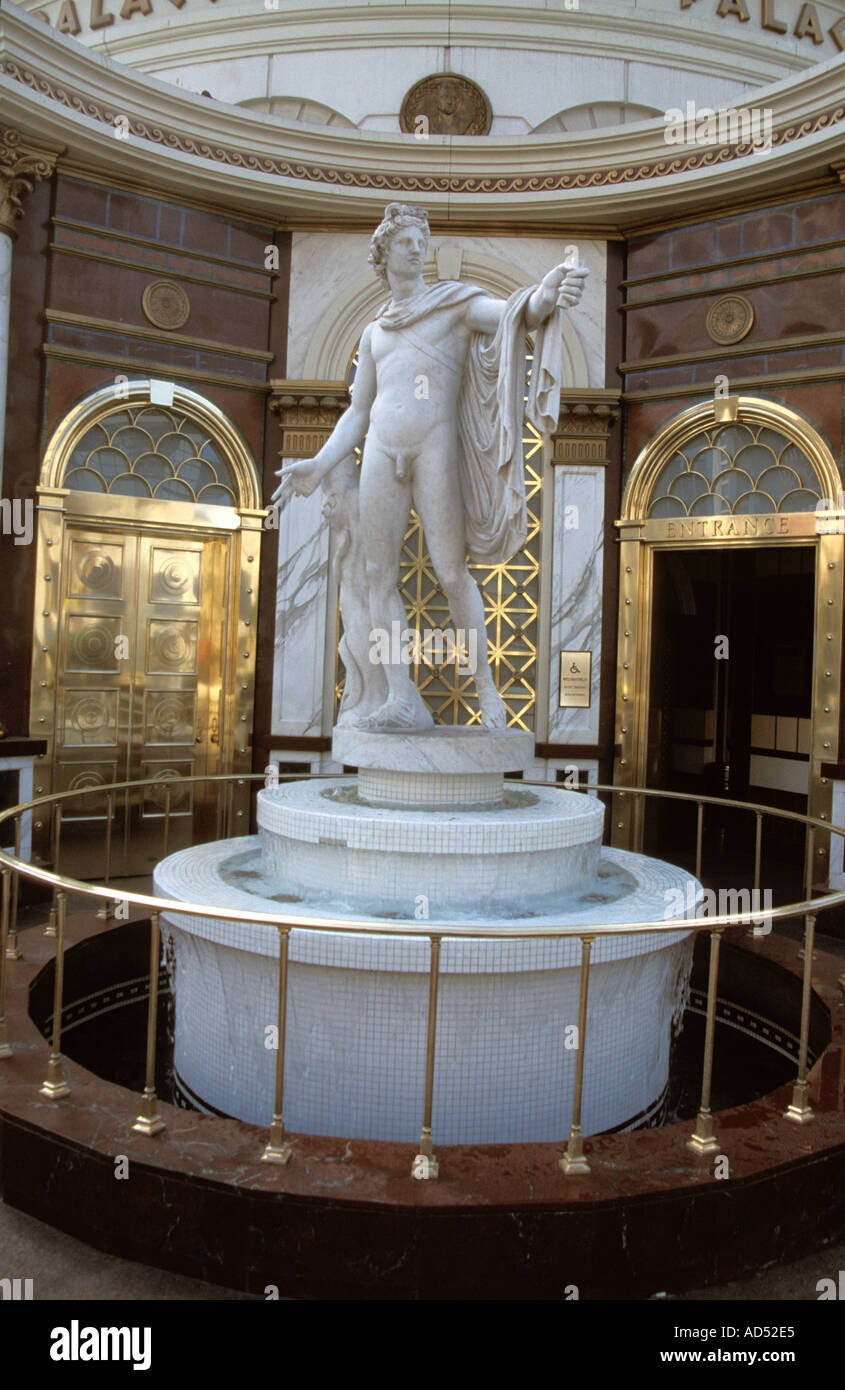 Las Vegas Nevada USA Caesars Palace Hotel Caesars Statue Stock Photo ...
