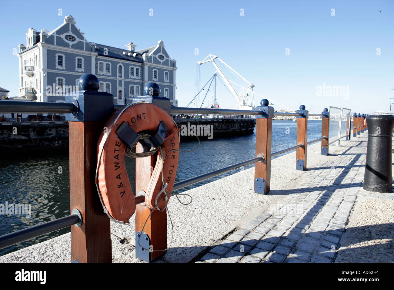 View across the harbour in Cape Town's popular Victoria Waterfront area ...