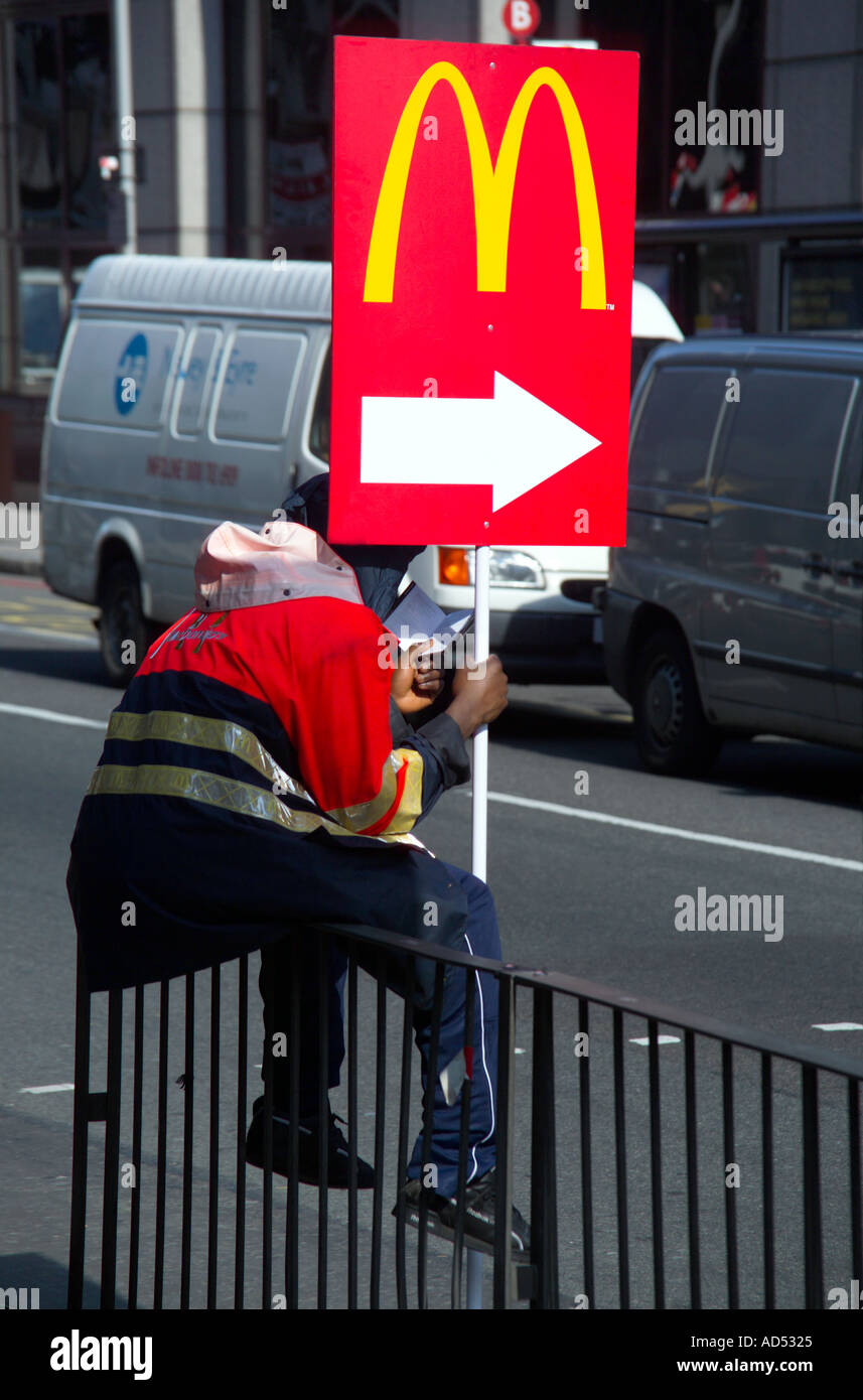 Macdonalds advert hi-res stock photography and images - Alamy