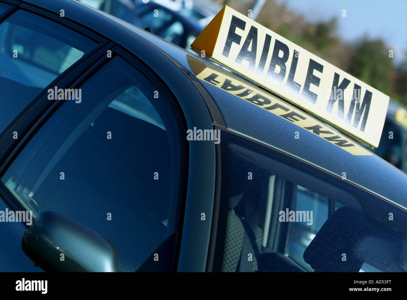 Used cars park Stock Photo - Alamy