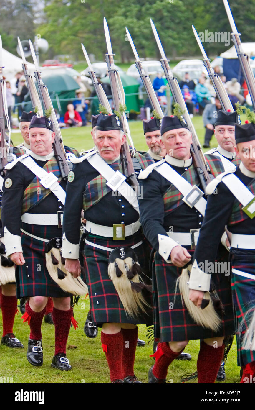 Atholl Highlanders marching past Duke of Atholl at 2006 Gathering ...