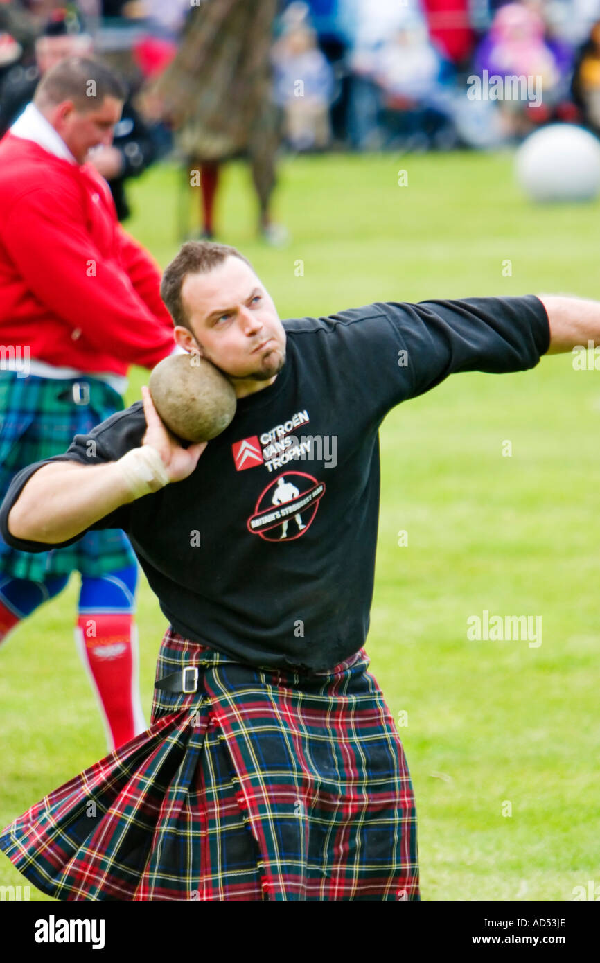 Gregor Edmunds putting shot put at 2006 Atholl Gathering Highland Games ...