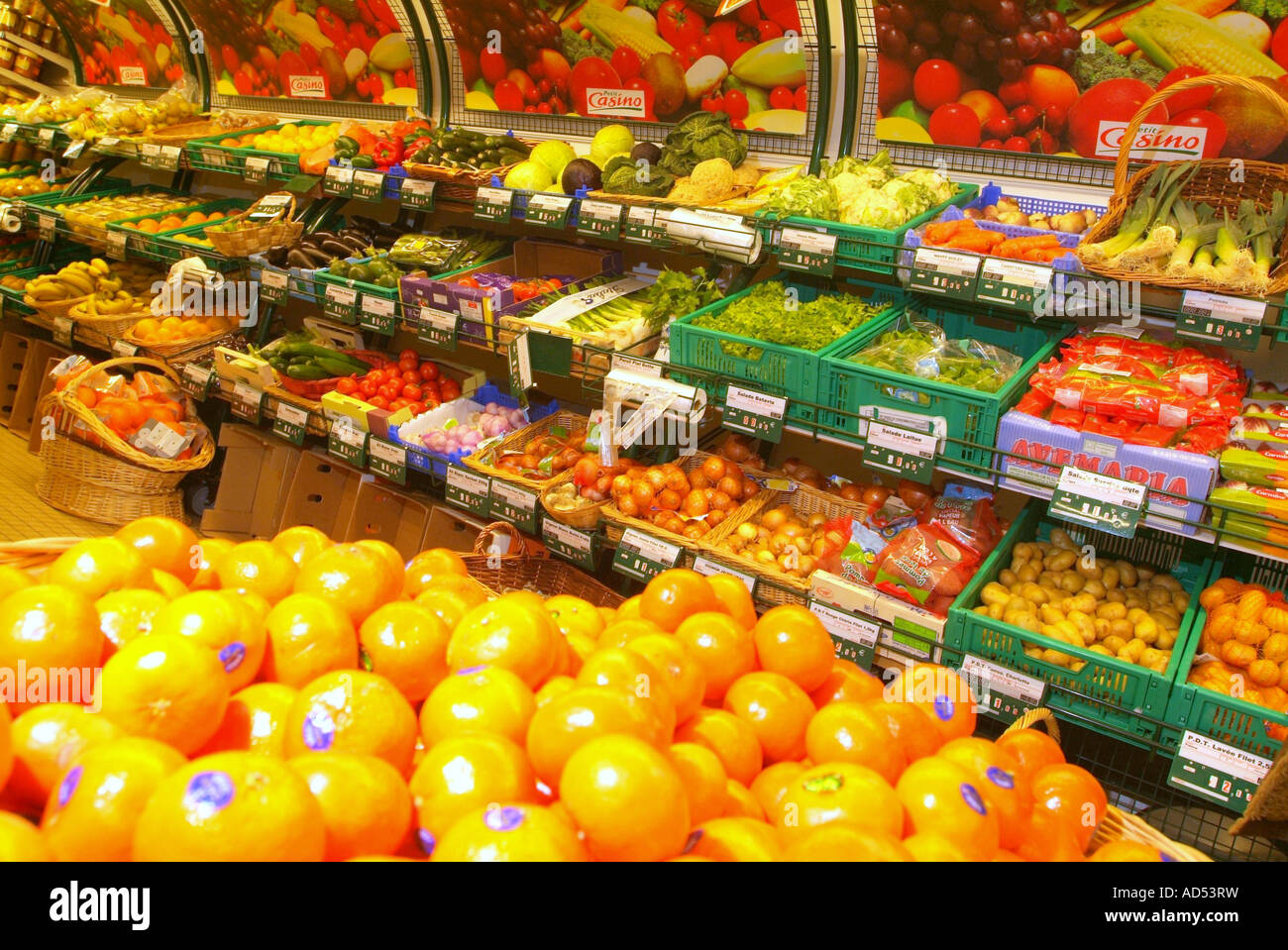 Greengrocer s hi-res stock photography and images - Alamy