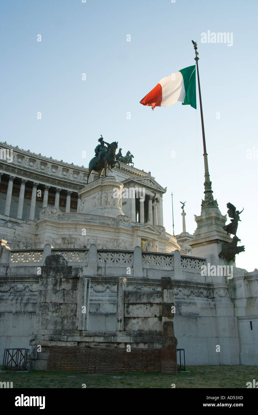 Monumento mussolini hi-res stock photography and images - Alamy
