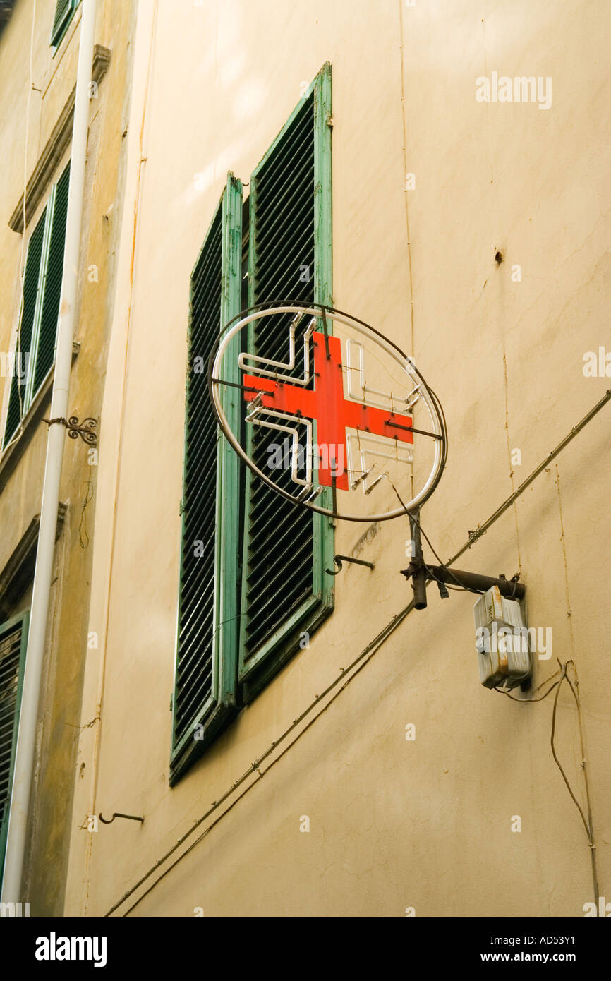 Italy farmacia hi-res stock photography and images - Alamy