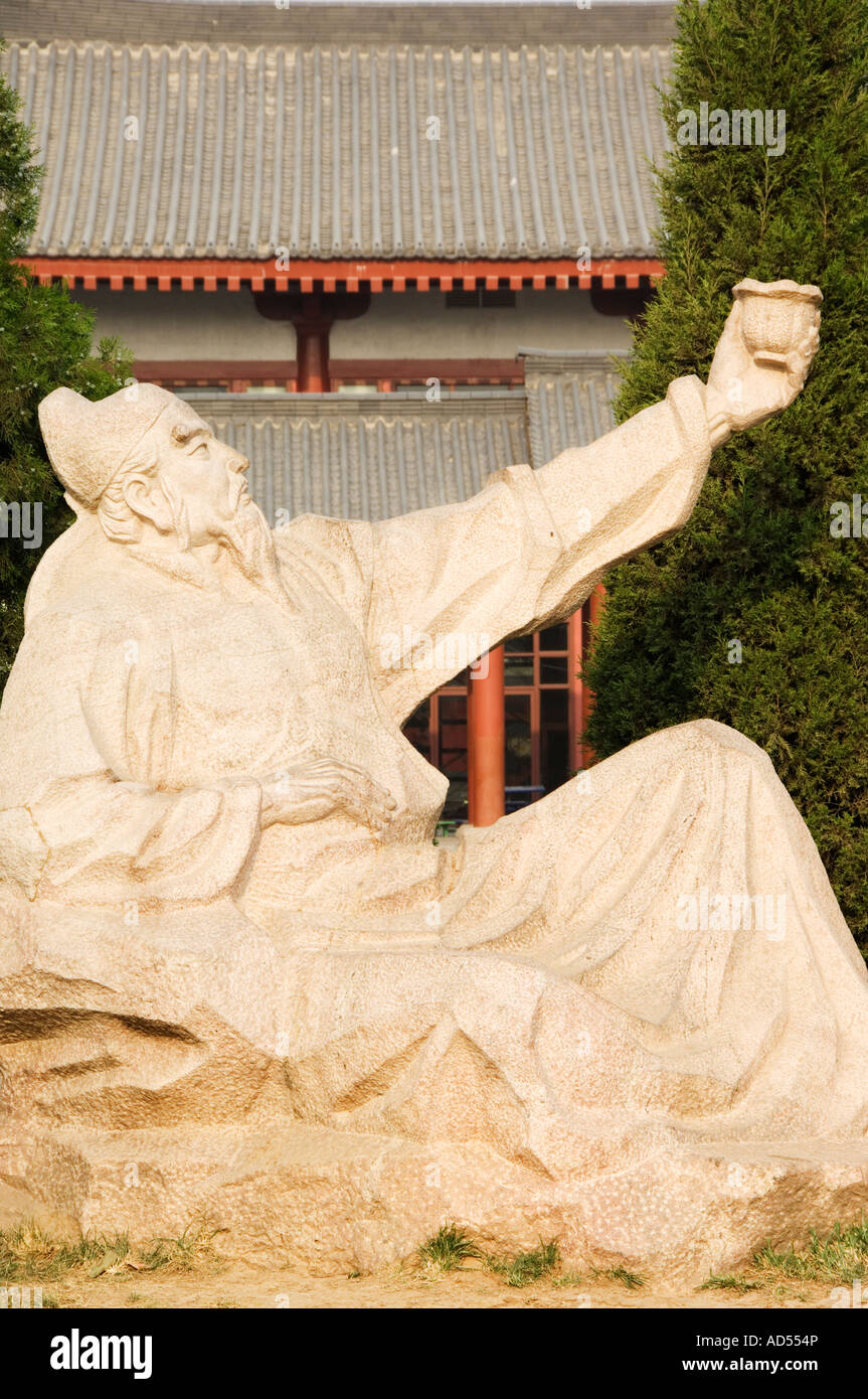 A Statue of Wang Wei 701 761 the poetic Buddha of Great Tang at the Big ...