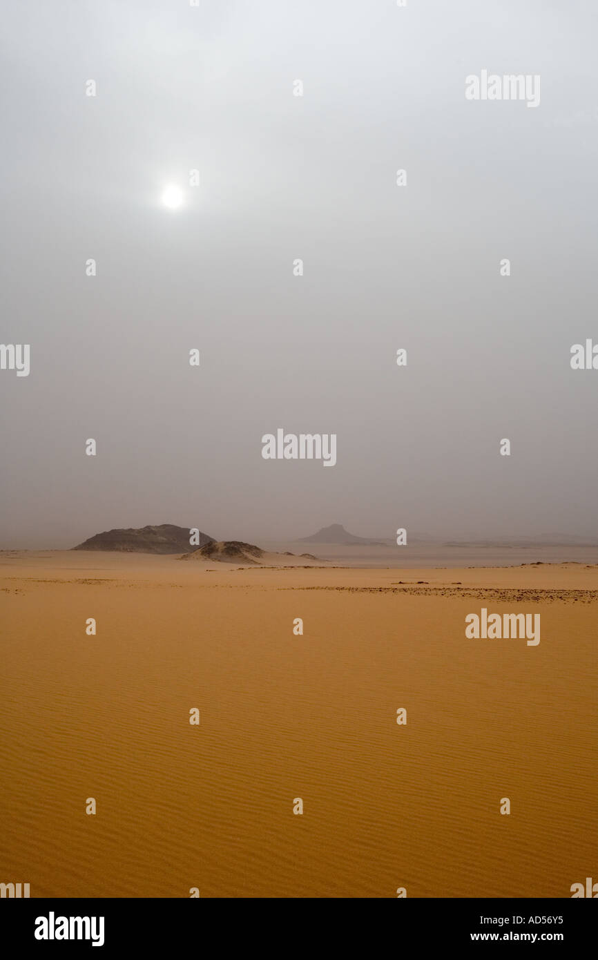 Sand plain hi-res stock photography and images - Alamy