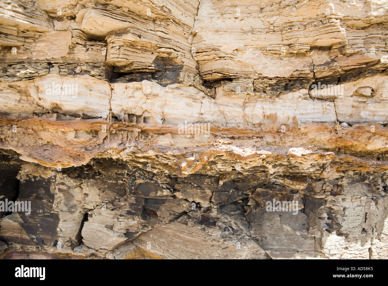 Close up of rock strata Sahara Desert en route to Gilf Kebir, Egypt ...