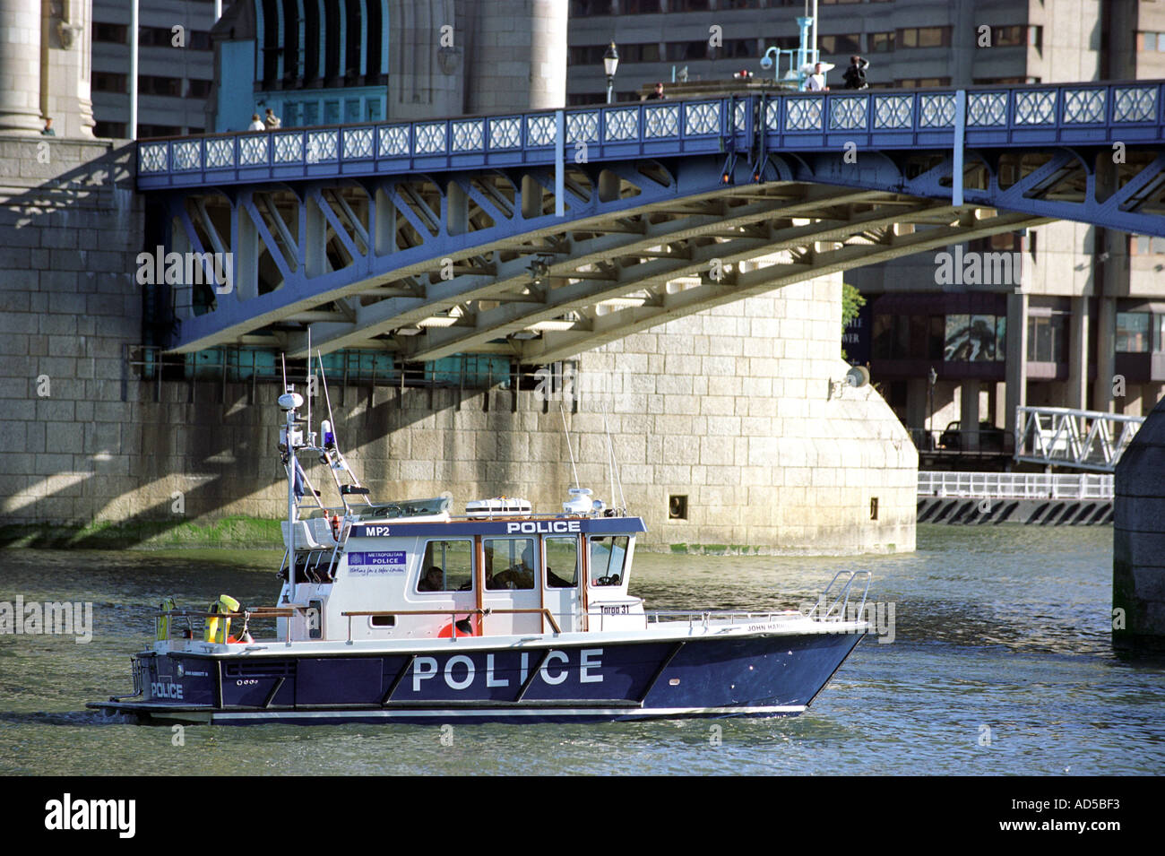 Metropolitan police boat hi-res stock photography and images - Alamy