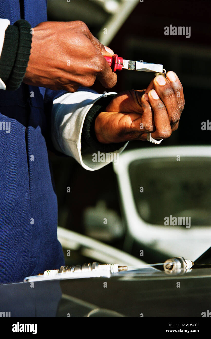 student mechanic working on engine Stock Photo - Alamy