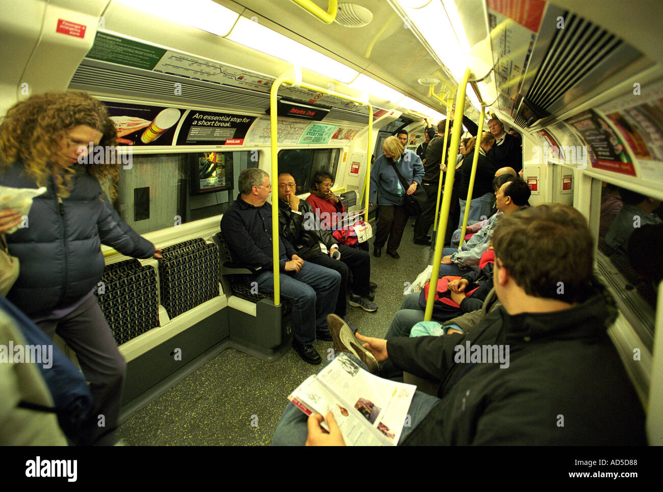 Inside london underground train hi-res stock photography and images - Alamy