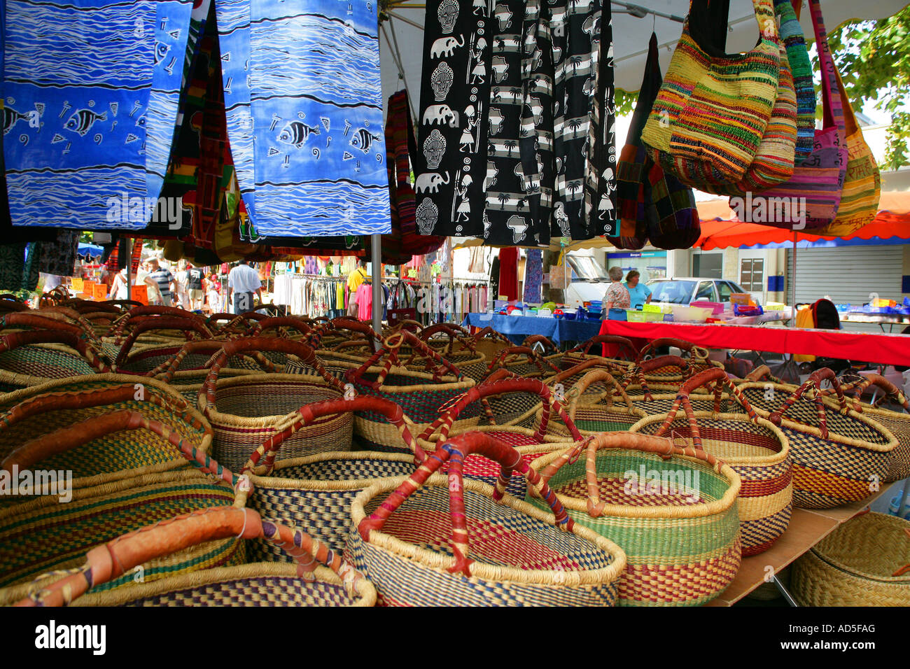 Folk art stall Stock Photo - Alamy