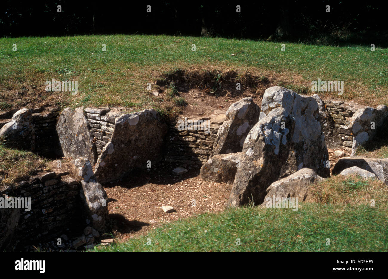 Dry stone burial mound hi-res stock photography and images - Alamy