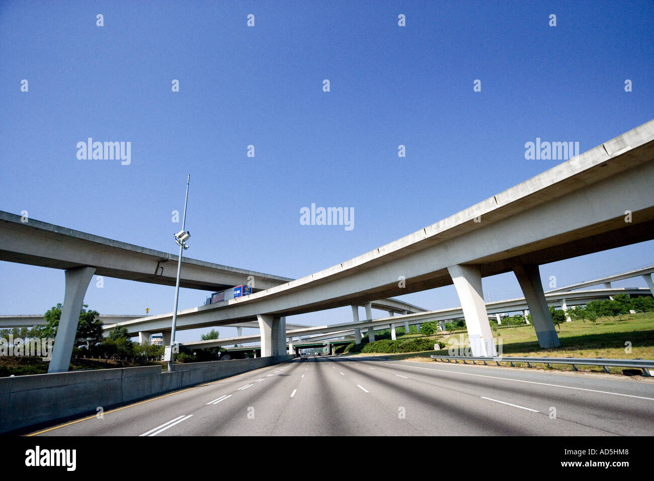 Elevated highway overpass in hi-res stock photography and images - Alamy