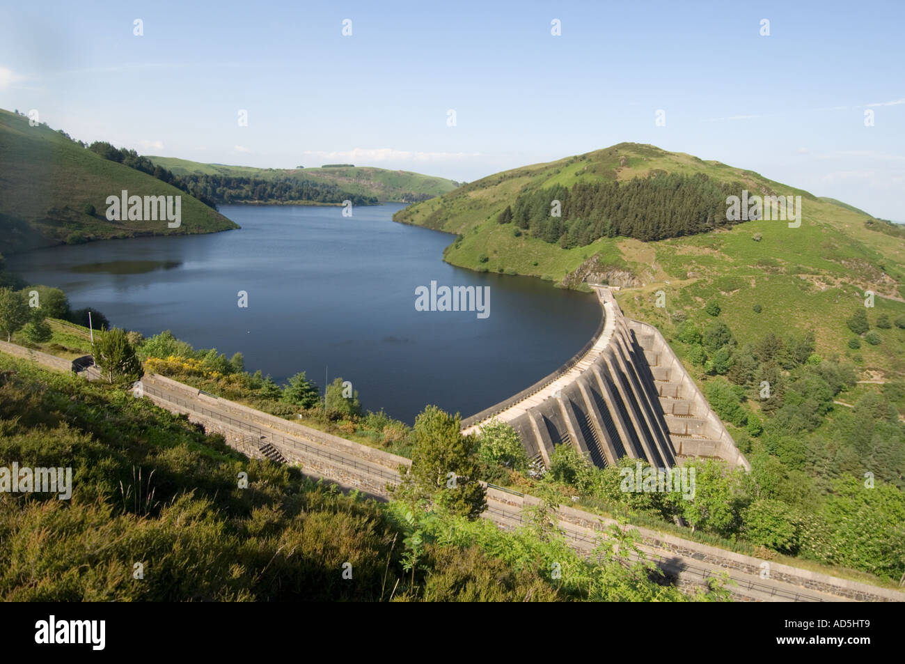 Clywedog dam wales hi-res stock photography and images - Alamy