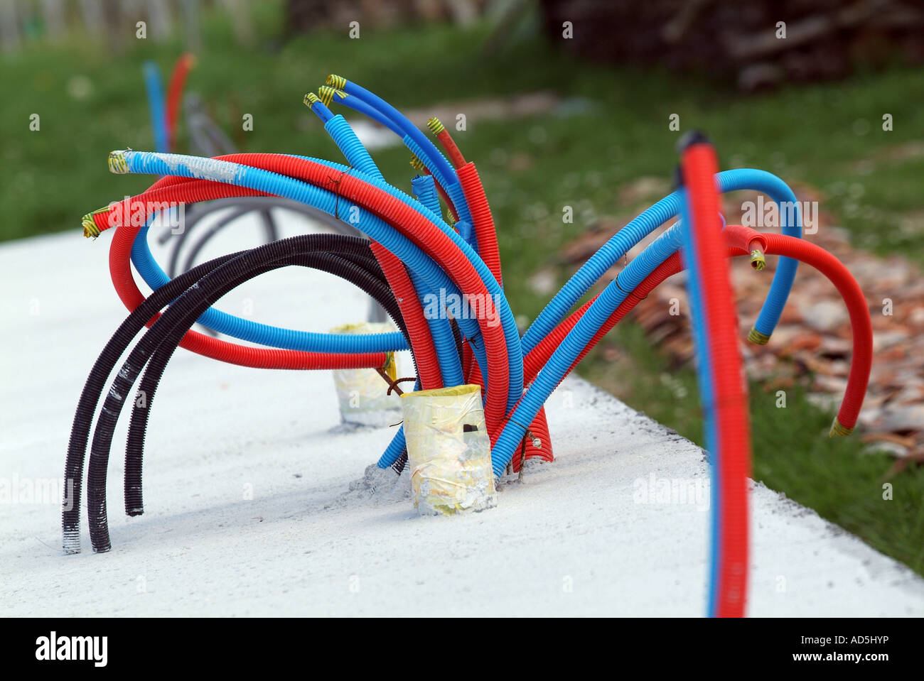 Construction grass green blue red wire wires black ph226 059 hi-res ...