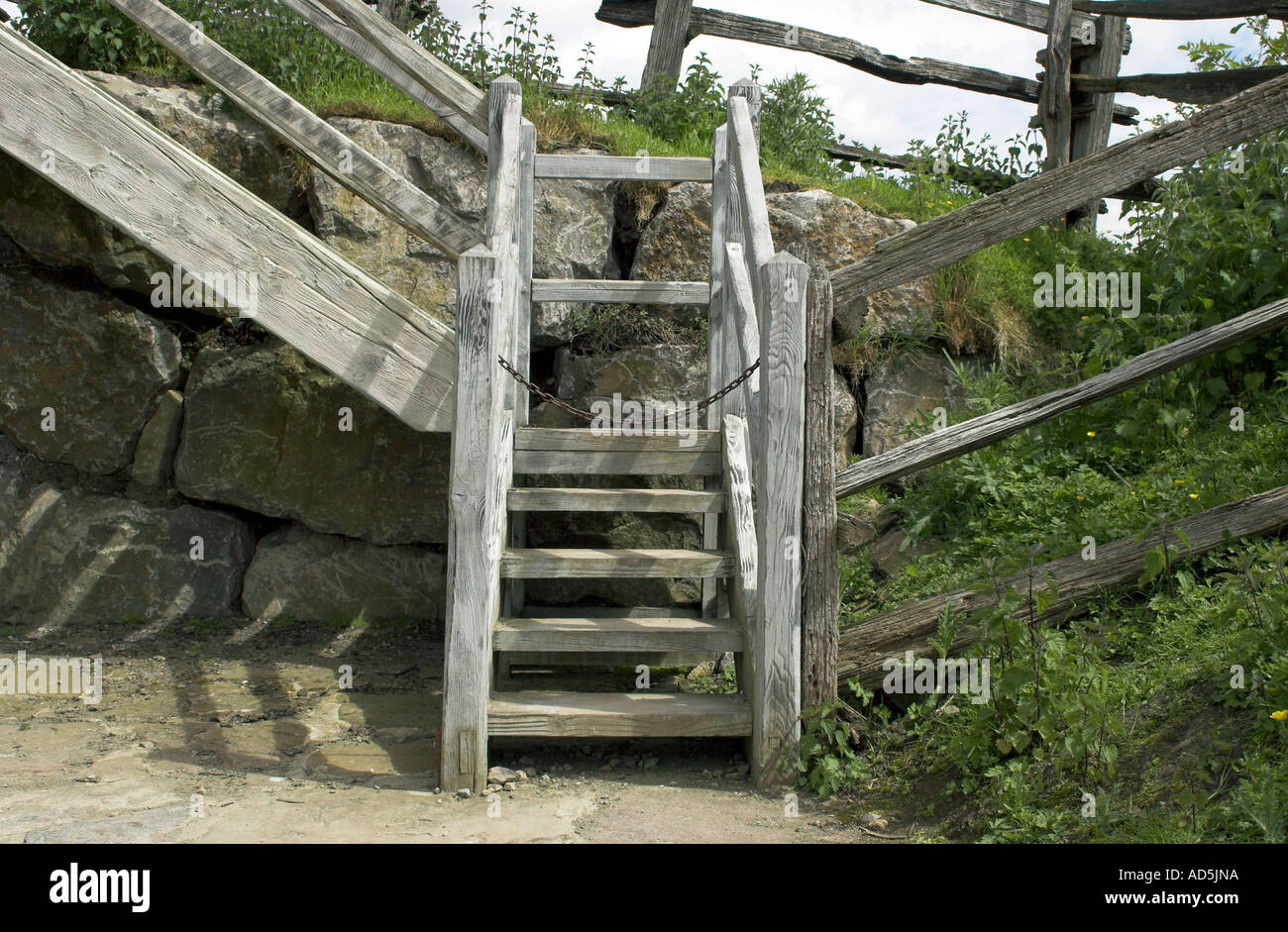 Rickety stairs hi-res stock photography and images - Alamy