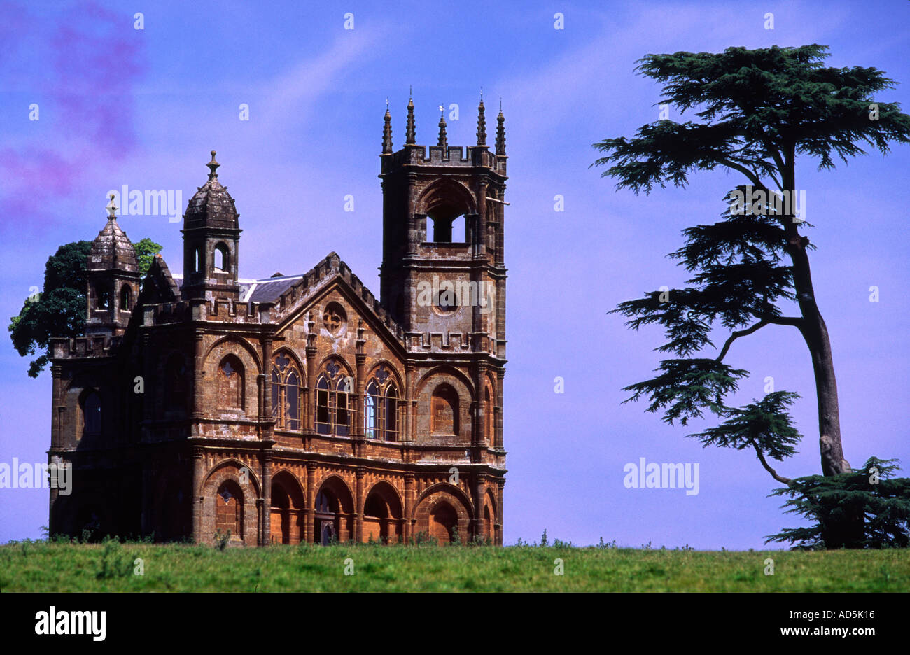 Stowe Gardens Buckinghamshire the Gothic Temple 4 Stock Photo - Alamy