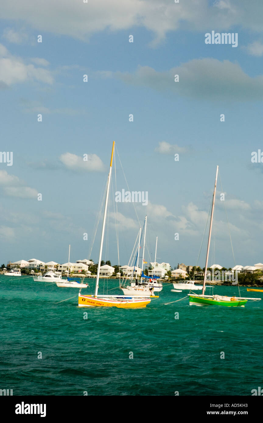 GREAT EXUMA BAHAMA GEORGE TOWN Colorful boats and housesbackground ...