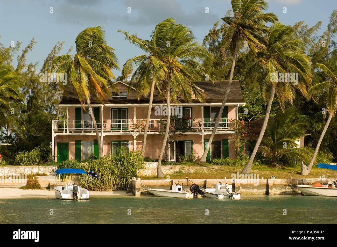 GREAT EXUMA BAHAMA GEORGE TOWN Regatta Point Hotel on Elizabeth Bay ...