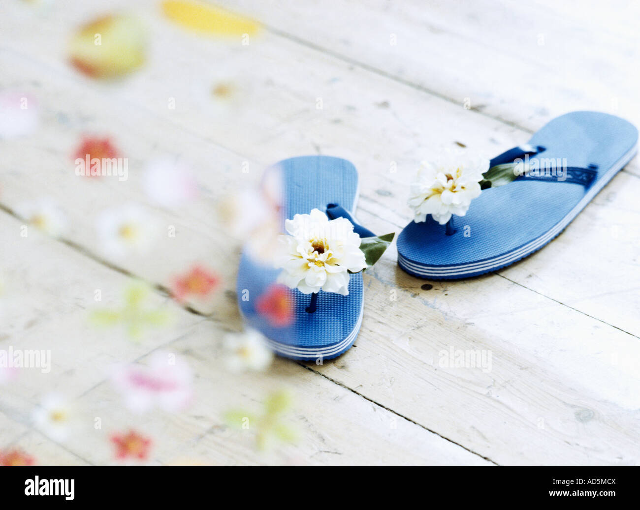 Object blue hi-res stock photography and images - Alamy