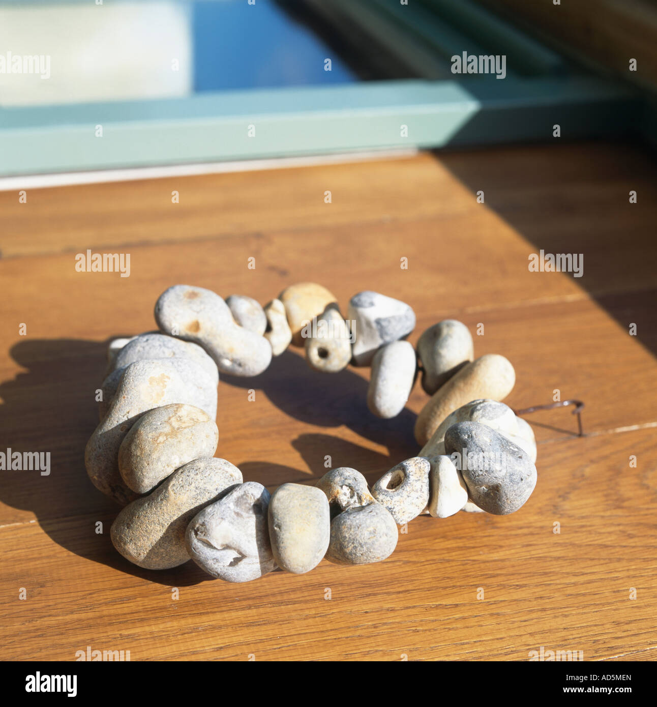 Circle of seashore pebbles Stock Photo - Alamy