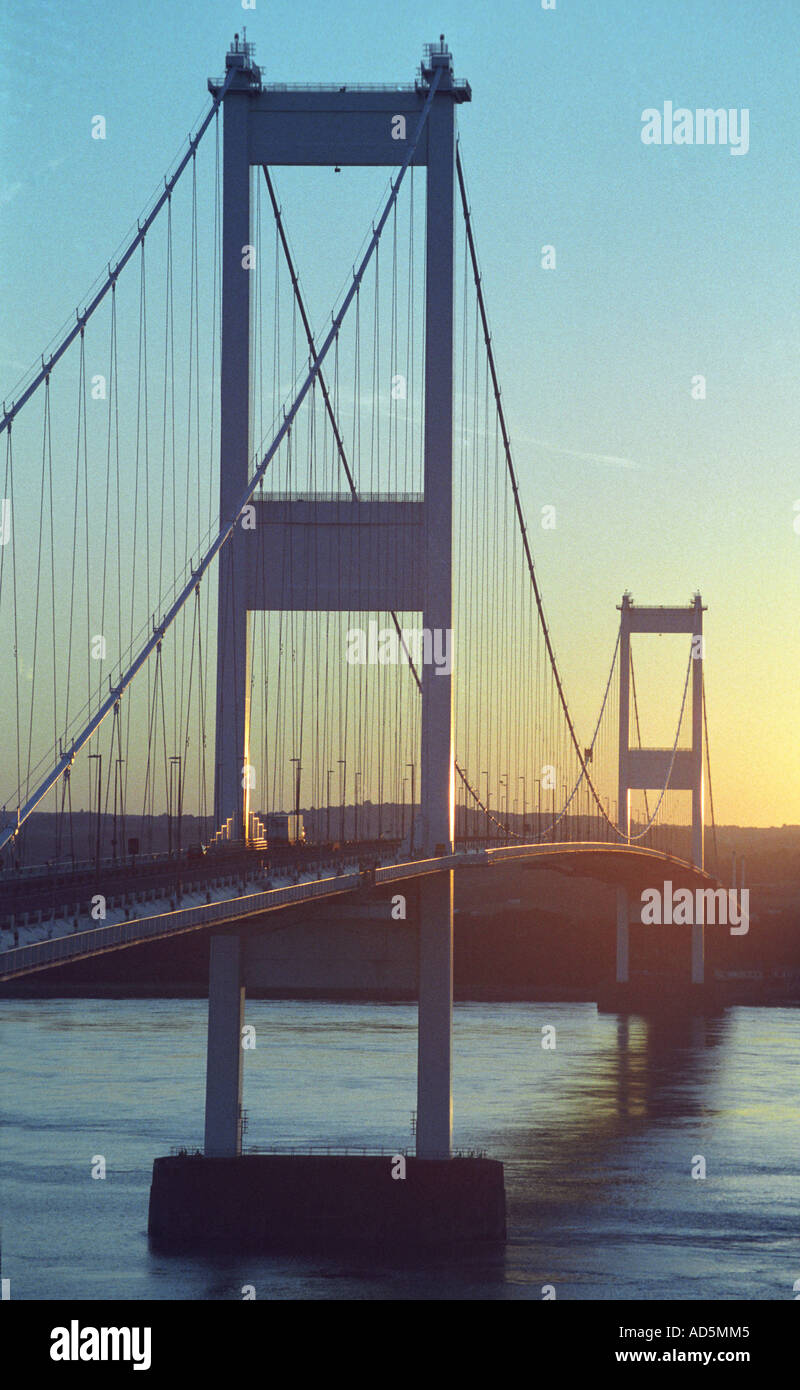 Severn bridge from motorway viewing hi-res stock photography and images ...