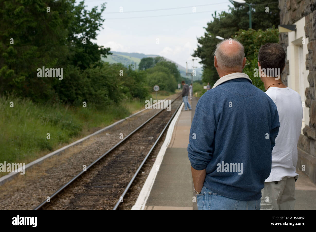 Network rail men hi-res stock photography and images - Alamy