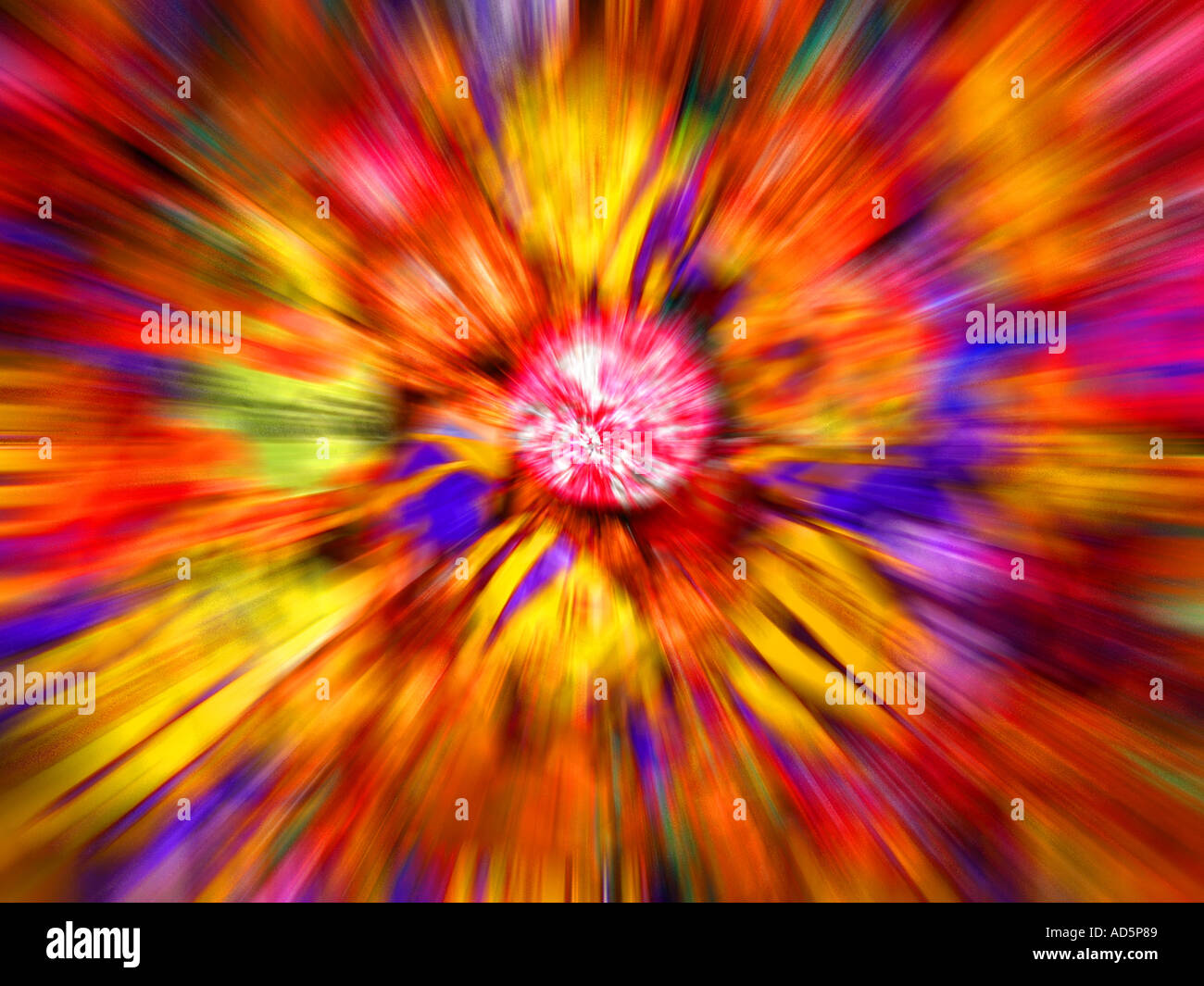 Zoom explosion technique hi-res stock photography and images - Alamy
