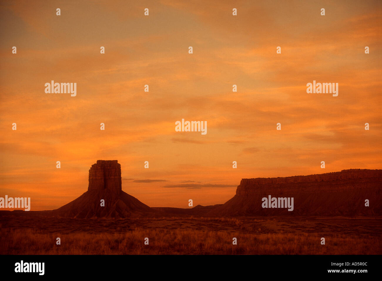 Western sunset hi-res stock photography and images - Alamy
