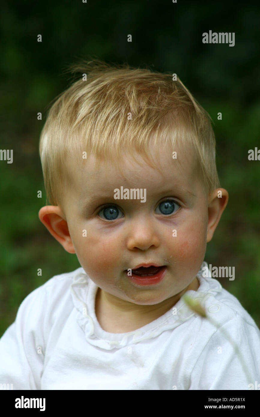 Little child portrait Stock Photo - Alamy