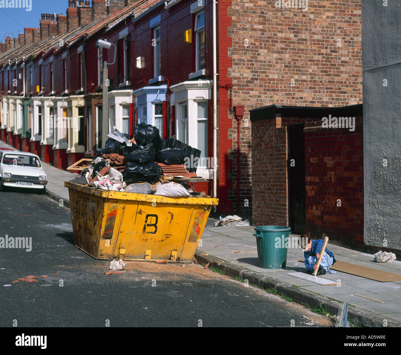 Terraced Street and Rubbish Skip Liverpool Merseyside England Stock ...